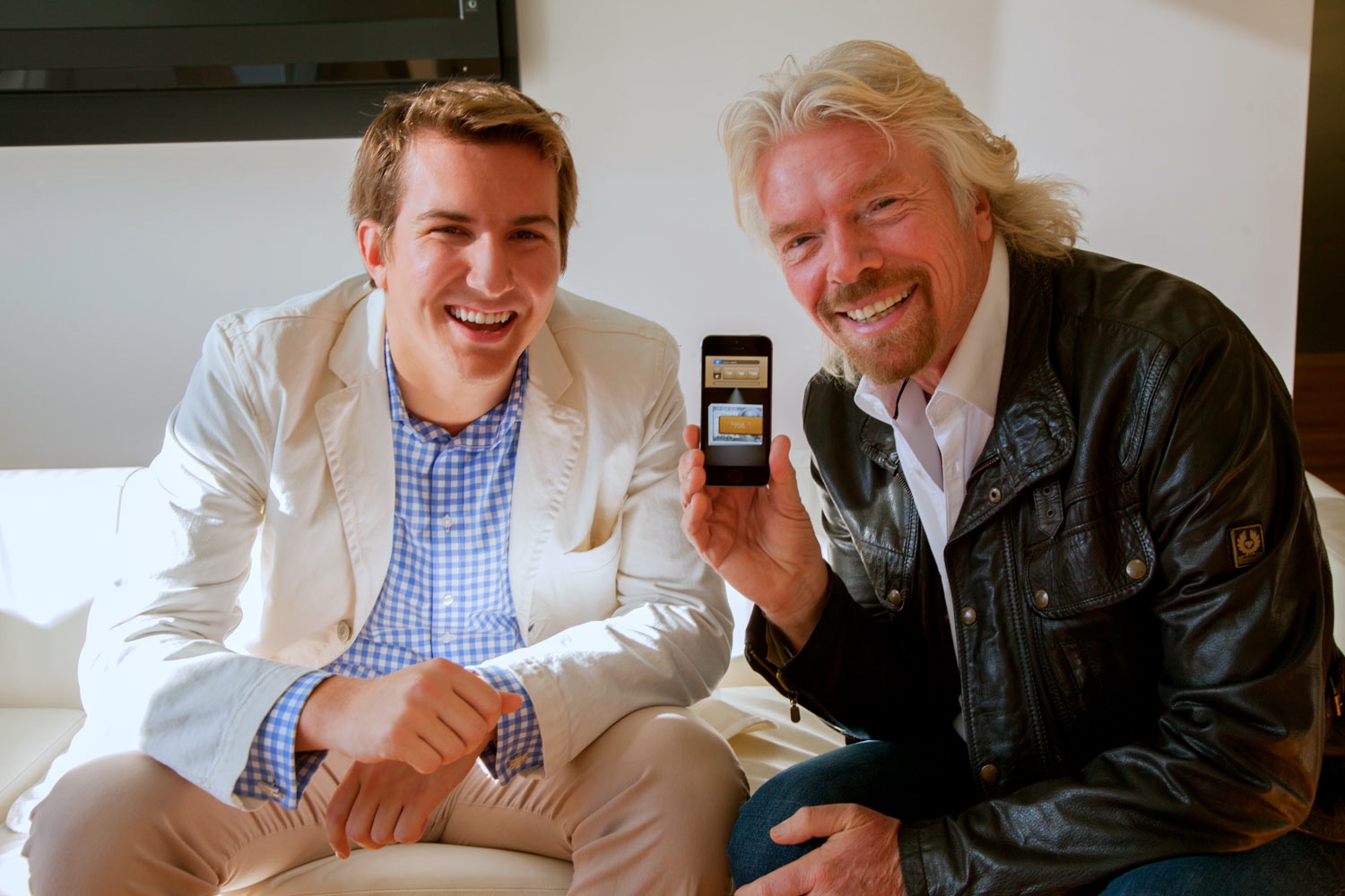 Here's the Bizarre Commercial From Clinkle, the Stealth Payments App ...