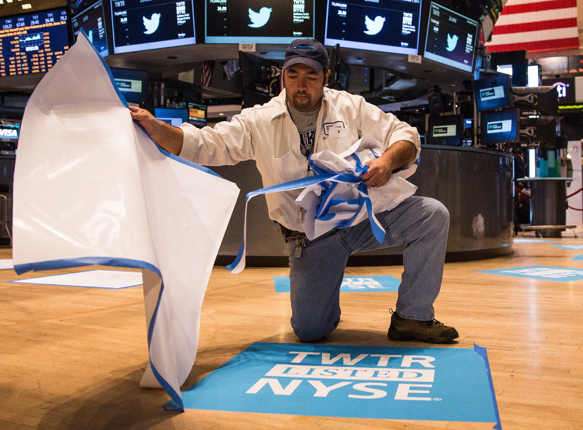 Twitter Shares Soar on NYSE Debut - Mike Isaac - Social - AllThingsD
